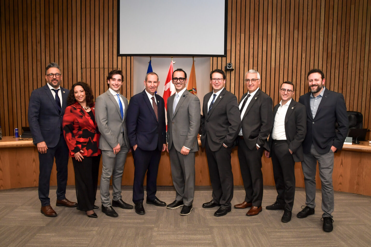 Côte Saint-Luc City Council and our new mayor begin our mandate/Le ...